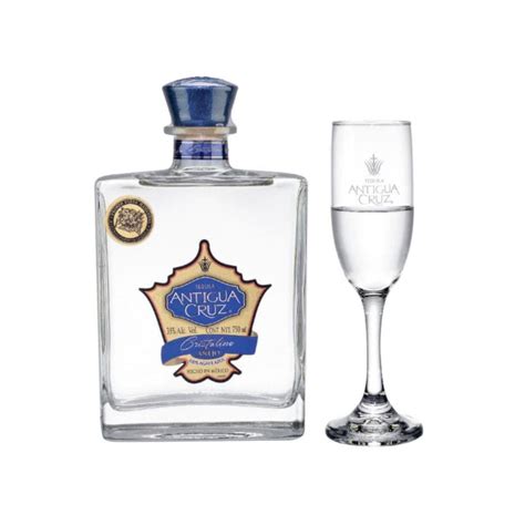 Paquete De 3 Tequila Antigua Cruz Añejo Cristalino 100 Con Copa 750 M