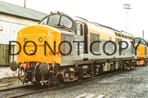 Uk Diesel Train Railway Photograph Of Class 37 Loco 37255 Rm37 885 £1