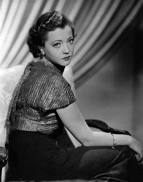 Sylvia Sidney Life Story And Glamorous Photos From Her Acting Career