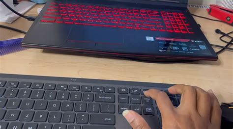 How To Connect A Logitech Wireless Keyboard 2 Methods
