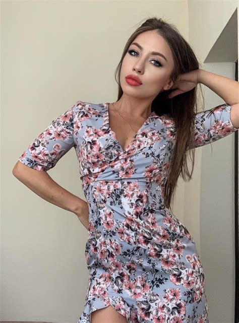 Elina Elinaaa1575 R Grambaddies