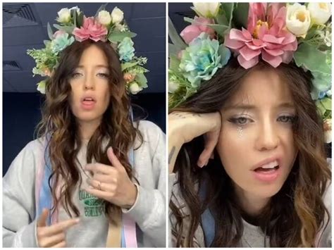 З пишним вінком та блискітками під очима Надя Дорофєєва зачитала реп відео Новости Section