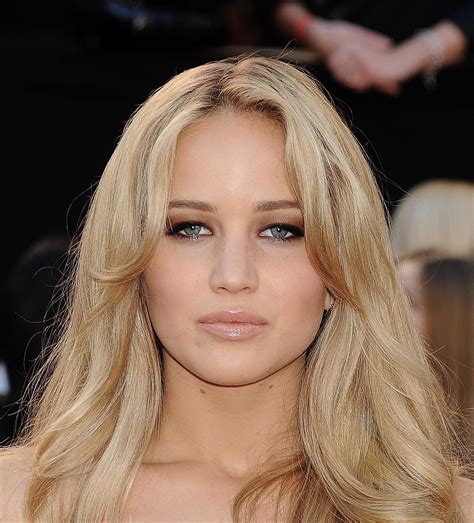Jennifer Lawrences Perfect Face Was Just Made For So Many Ropes
