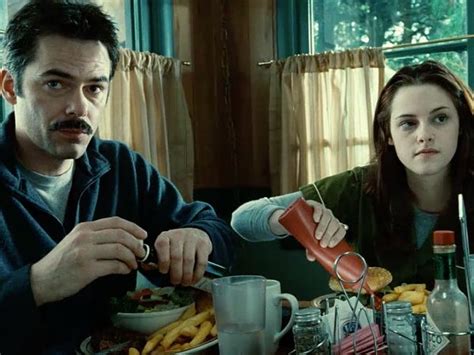 Twilight Movie Fun Facts Easter Eggs And References Business Insider