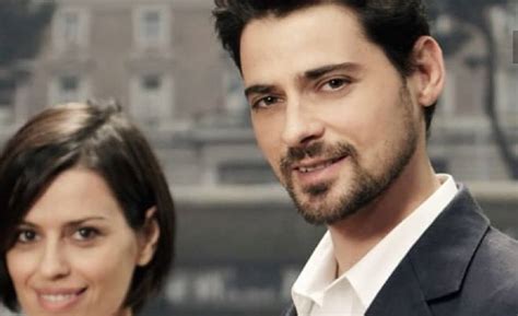 Che Fine Ha Fatto Simone Corrente Da Attore In Distretto Di Polizia A Ristoratore In Indonesia