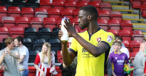 Former Cheltenham Town Striker Mo Eisa Leaves Bristol City For
