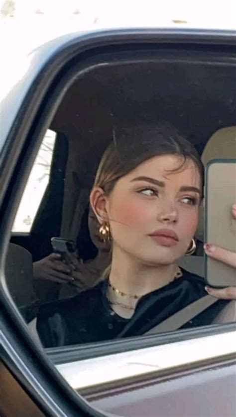 Pin De ؏ En افتاࢪات Maquillaje Natural De Verano Peinados Pelo Corto Mujer Foto Cara