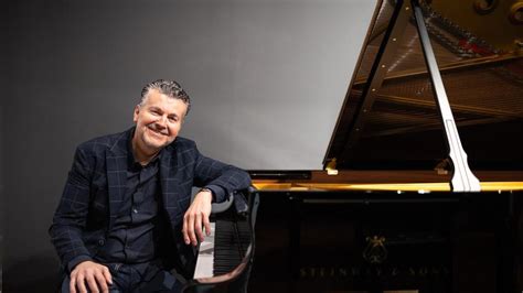 Ramon Gener Premi Ramon Llull He Fet Molts Quilòmetres Per Amor A La Música