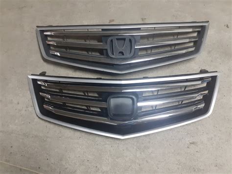 Продавам 2 предни решетки за Акорд 8 Продава части аксесоари