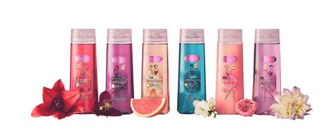 Косметика для ухода за телом с настоящим парфюмом Camay