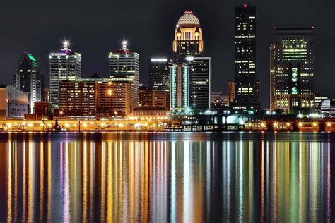 Color Selective Louisville Kentucky Photograph By Frozen In Time Fine