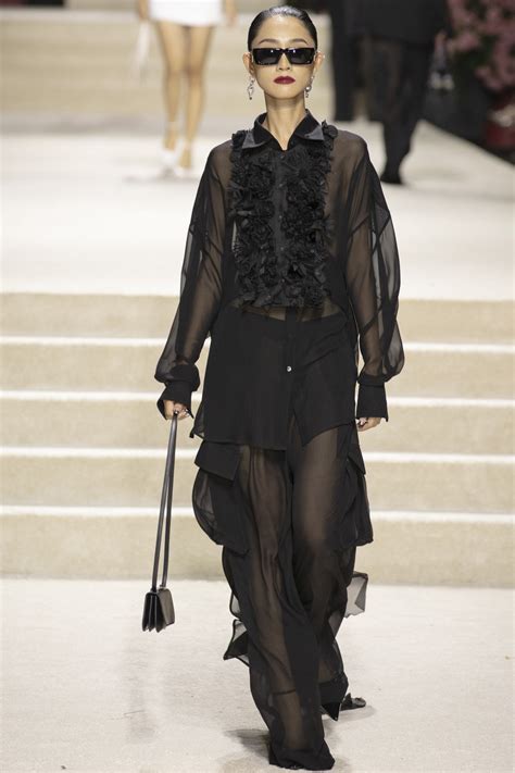 Ng C Ch U H Hen Ni Khoe V Ng G I C M Trong Thi T K C A C Ng Tr B O D N Tr