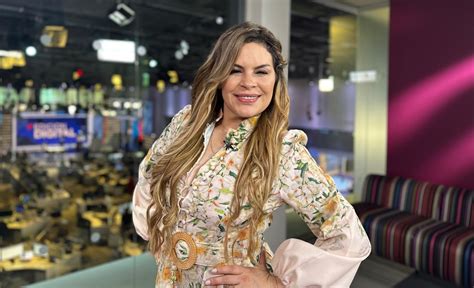 Mary Boquitas Contrasta Su Versión Con La De Gloria Trevi