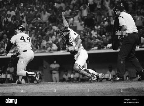 Los Angeles Dodgers Catcher Steve Yeager Right Clenches His Fist And