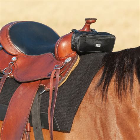 Cashel Pommel Saddle Bag For Horses — Jeffers