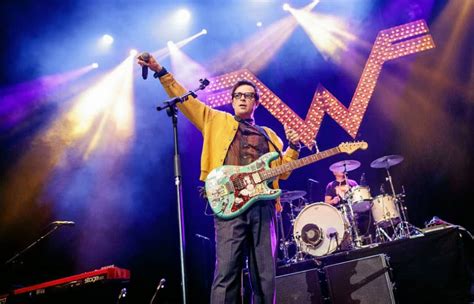 Weezer Tickets Weezer Tour Dates 2023 And Concert Tickets Viagogo