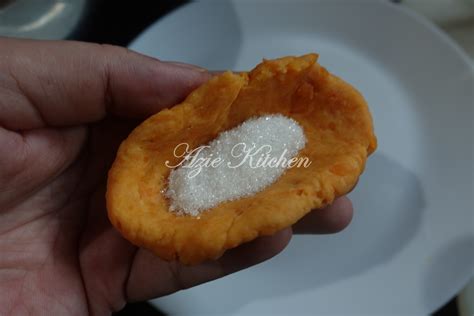 Kuih Che Mek Molek Azie Kitchen