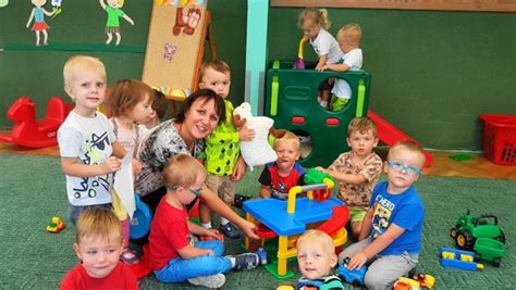 აღმზრდელი აქტიურად არ უნდა ჩაერიოს ბავშვის აქტივობებში აღზრდის