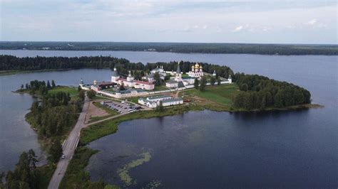 Putin Looks To Hire Live In English Tutor For His Two Secret Sons World News Uk