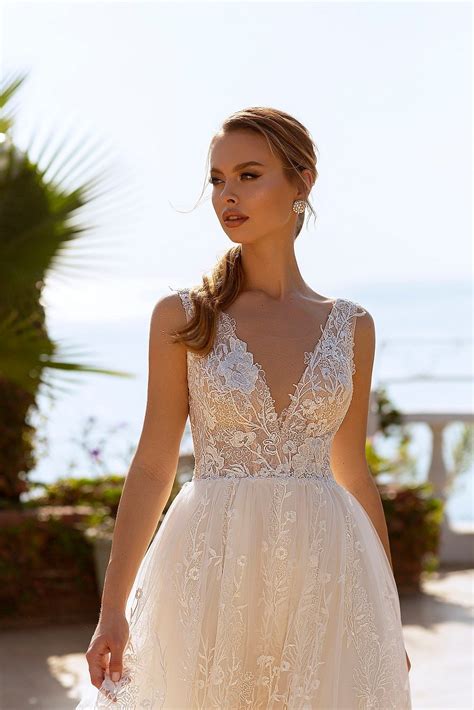 Robe De Mariée Bohème Dentelle Blanche Robes De Mariée Comtesse Mariage