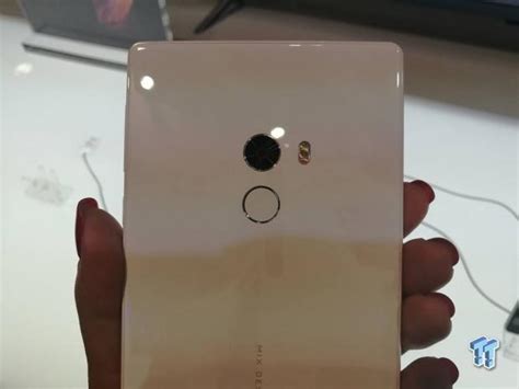 White Xiaomi Mi MIX Will Be Available Very Soon