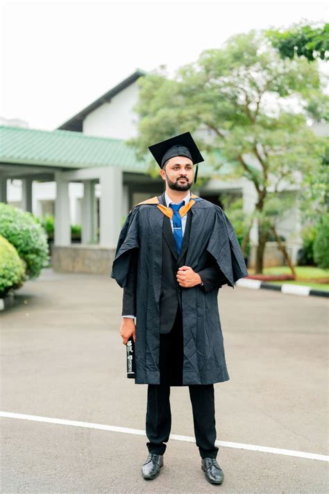 Induwara Subasinghe On Linkedin Officially Graduated With A Second Class Upper Bsc Hons In