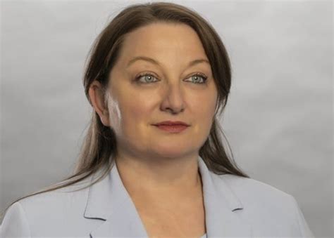 Деница Сачева Ако някой ни отдалечава от еврозоната това е Асен Василев