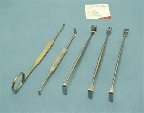 Small Hand Held Retractor Set Senn Ragnell Myerding German 5