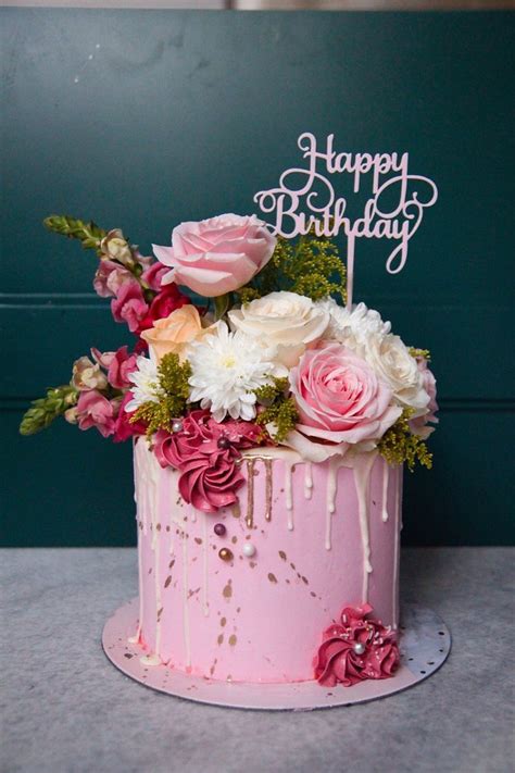 Pink Birthday Cake With Flowers Happy Birthday Flower Cake Feliz