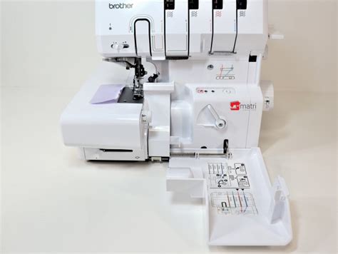 Brother Airflow Overlockmachine Met Lucht Inrijgsysteem Matri Naaimachines