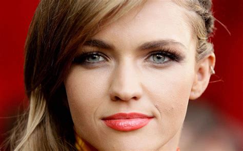 Download Ruby Rose Full Face Shot Wallpaper Wallpapers Com