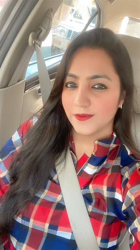 Navneet Kaur Online Class Paschim Vihar Golearnindia