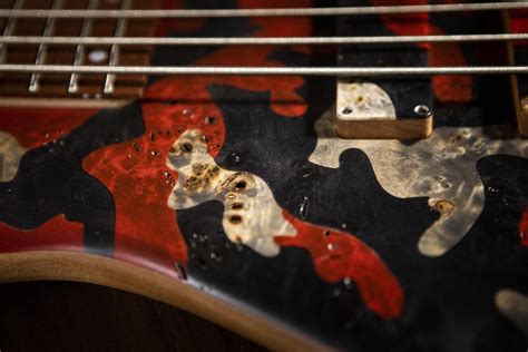 Sniper Deluxe 5 Strings Combass Signature Capurso Guitars