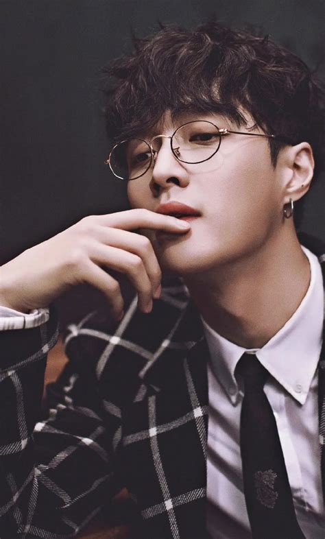 Reba Zhang Yixing Xiao Zhan Yang Mi Chen Weiting Yi Yang Qianxi Li Xian Zhao Liying Wang Yibo