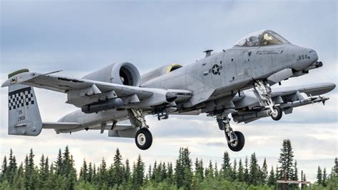 Who Makes The Gun On The A 10 Warthog And How Fast Can It Shoot