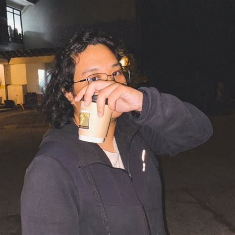 Jeah Cardoza Jheya29 • Threads Say More