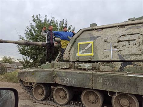 Білий хрест на техніці ЗСУ що він означає та історія символу Chas News