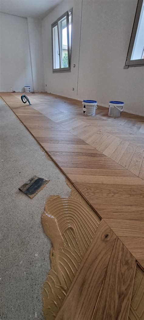 Posa Pavimento In Legno Massettivmeit