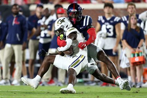 Eric Singleton Jr Transferring 5 Landing Spots For Wr