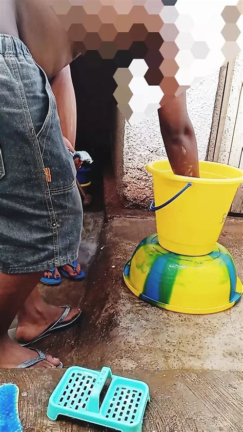 Bathing My Pregnant GF Outdoor Dirty Environment Vibes XHamster