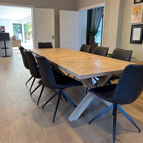 Oakley Central Extending Solid Oak Dining Table Masterplank Uk
