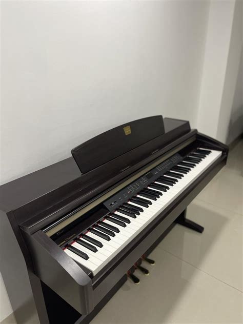 Đàn Piano điện Yamaha Clp 240 Clavinova Cổ điển