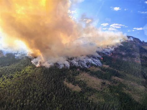 Colorado Wildfires New Wildfire Forces Evacuations In Larimer County