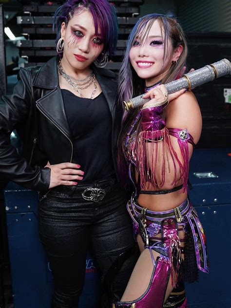 Watching The Show For The Plot Album On Imgur