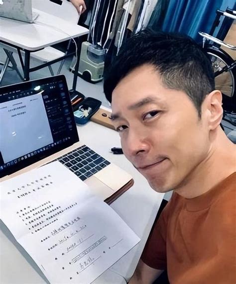 最帅康熙”马浚伟：49岁北大毕业，51岁成公务员，如今不婚不育 知乎