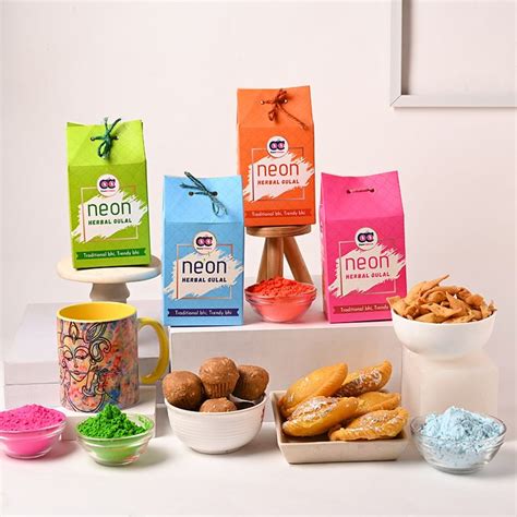 Send Gulal Gujiya And Mini Samosa With Card T Online Rs1235