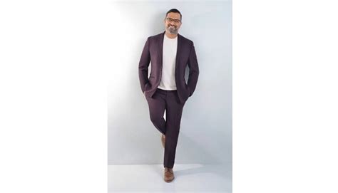 Santhosh Viswanathan Hired As The New Managing Director Sales Of Intel