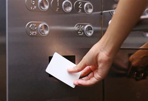 Services Eltech Elevator