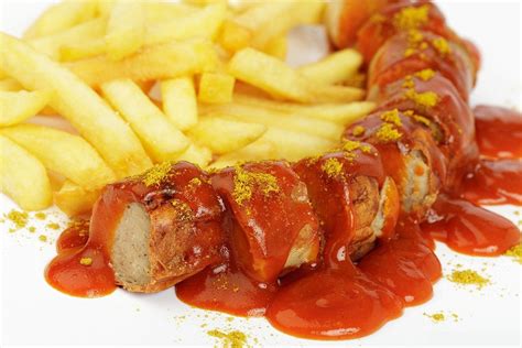 Currywurst Mit Pommes Rezepte Suchen
