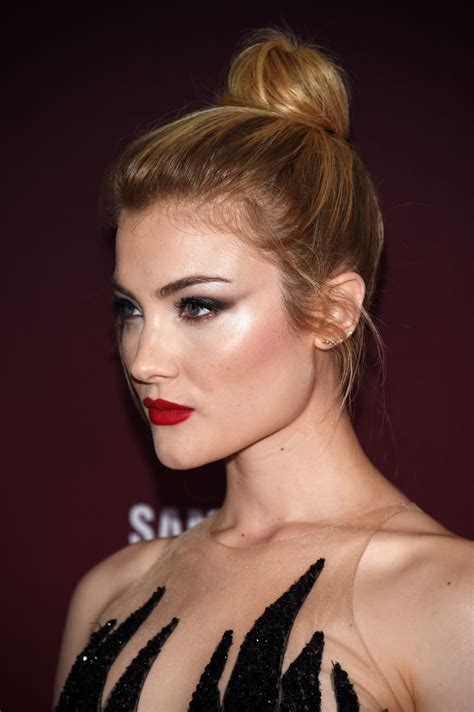 Skyler Samuels Top Knot Formal Hair Bun Hairstyles Celebrities